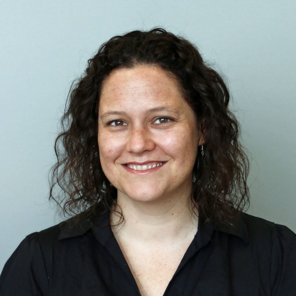 Anna Valdinger - Writing NSW